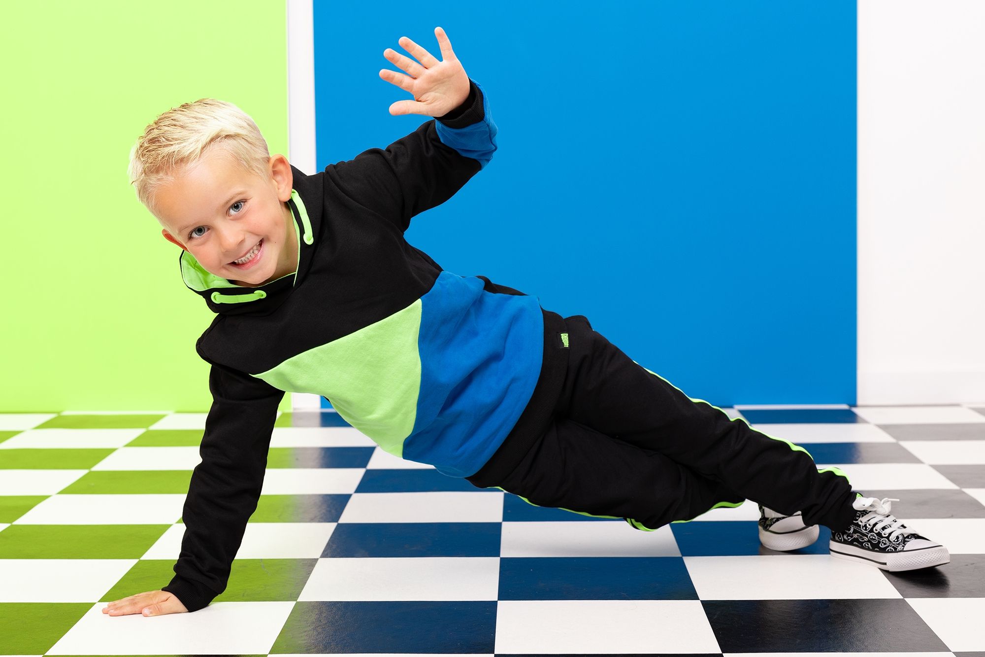 Mini & More | kids outlet store | Goedkope kinderkleding